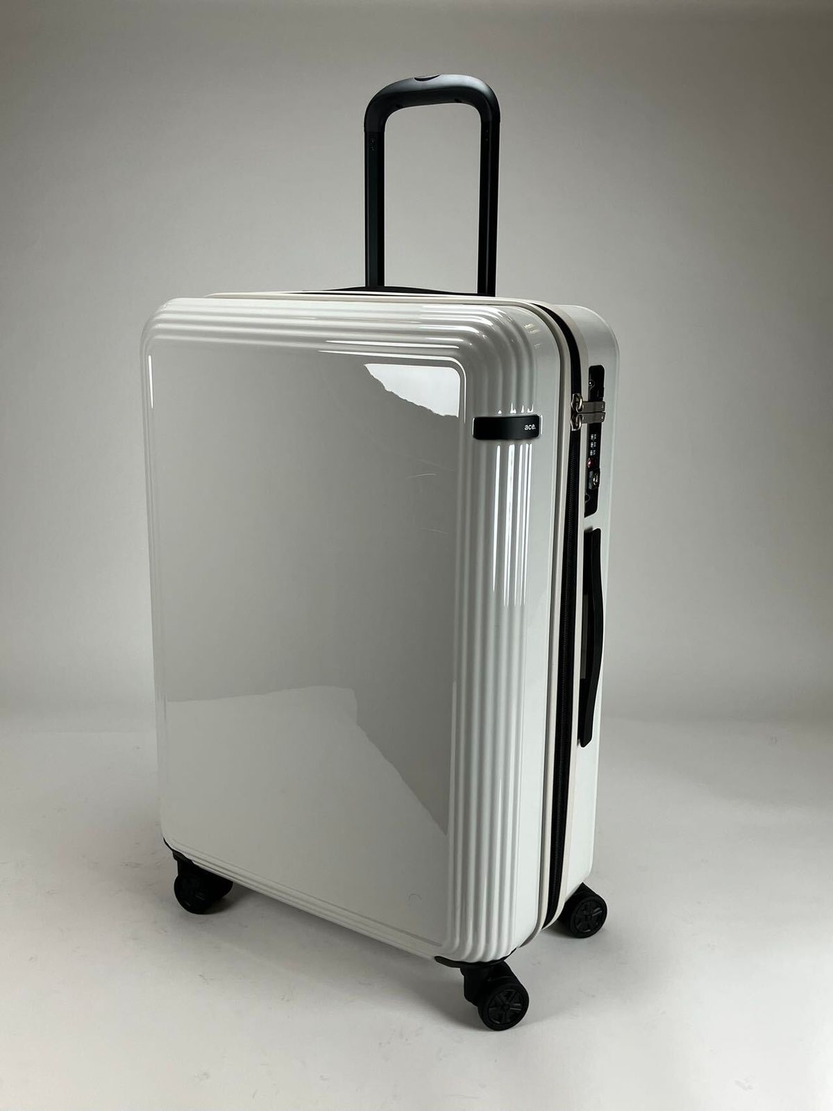 ACE | ace. Tokyo Ripple-Z Suitcase 30吋/76厘米拉錬 黑色 | HKTVmall 香港最大網購平台