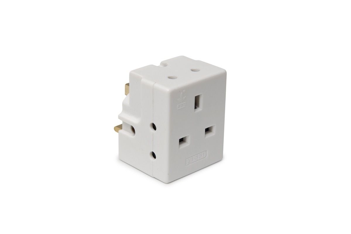 FYM | Maple Leaf universal socket plug model:8888 13A B.S. universal ...