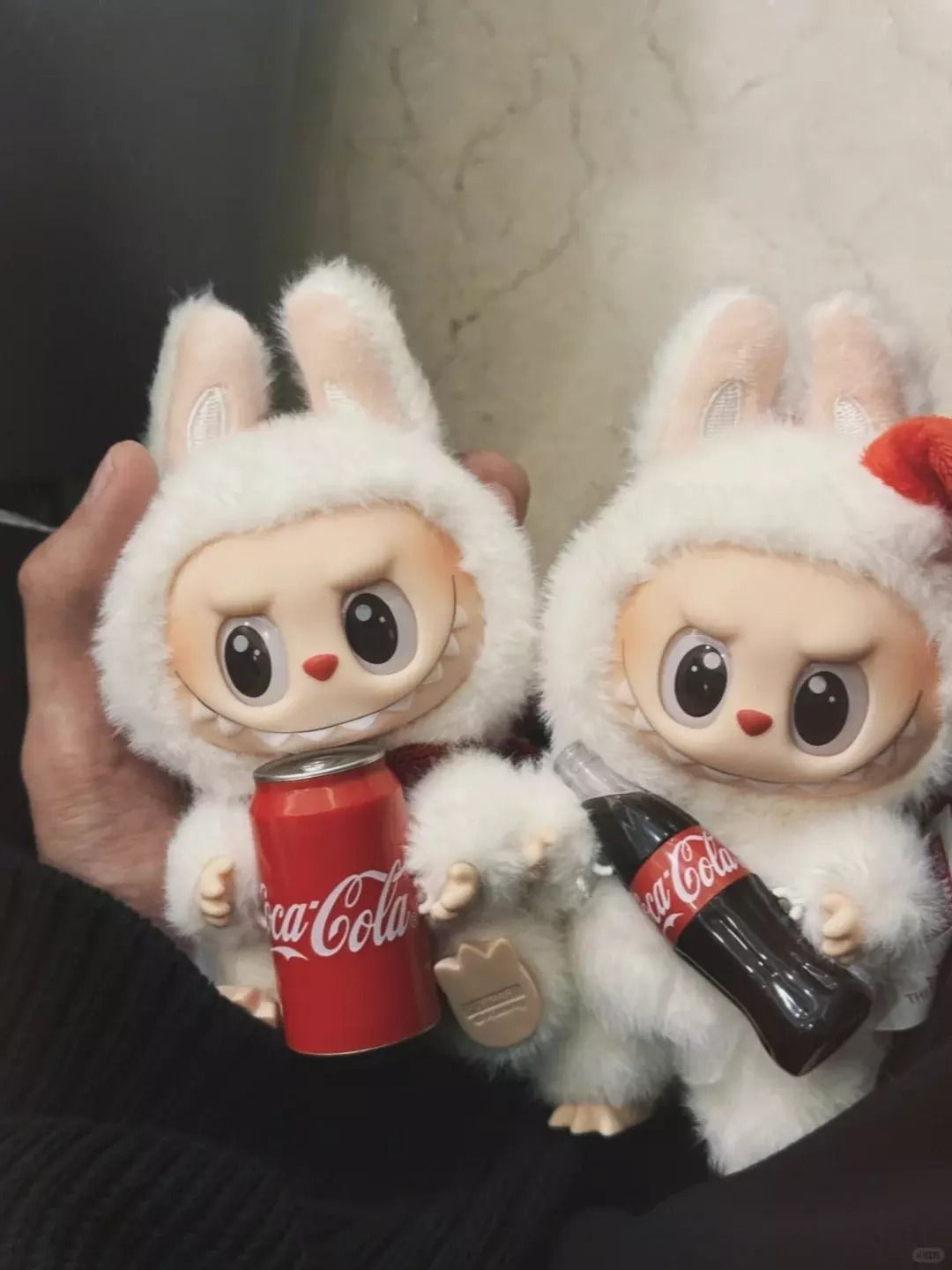 POP MART | Labubu THE MONSTERS 可口可樂系列 - 搪膠臉 盲盒 1盒 盲盒隨機發放 有機會抽到隱藏款式 | 尺碼 : 01 | HKTVmall 香港最大網購平台